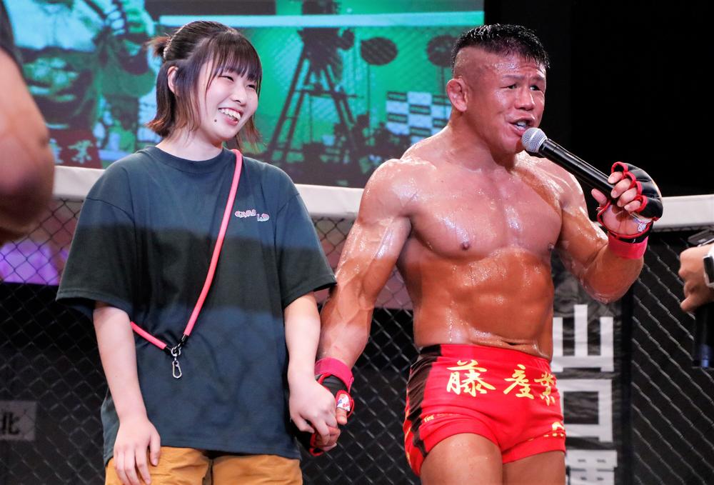 【DEEP×NARIAGARI】北岡悟、4年間勝ち無しからの半年間で3連勝「どう考えてもオンリーワン」、2度目の公開プロポーズは「前回の反省が ...