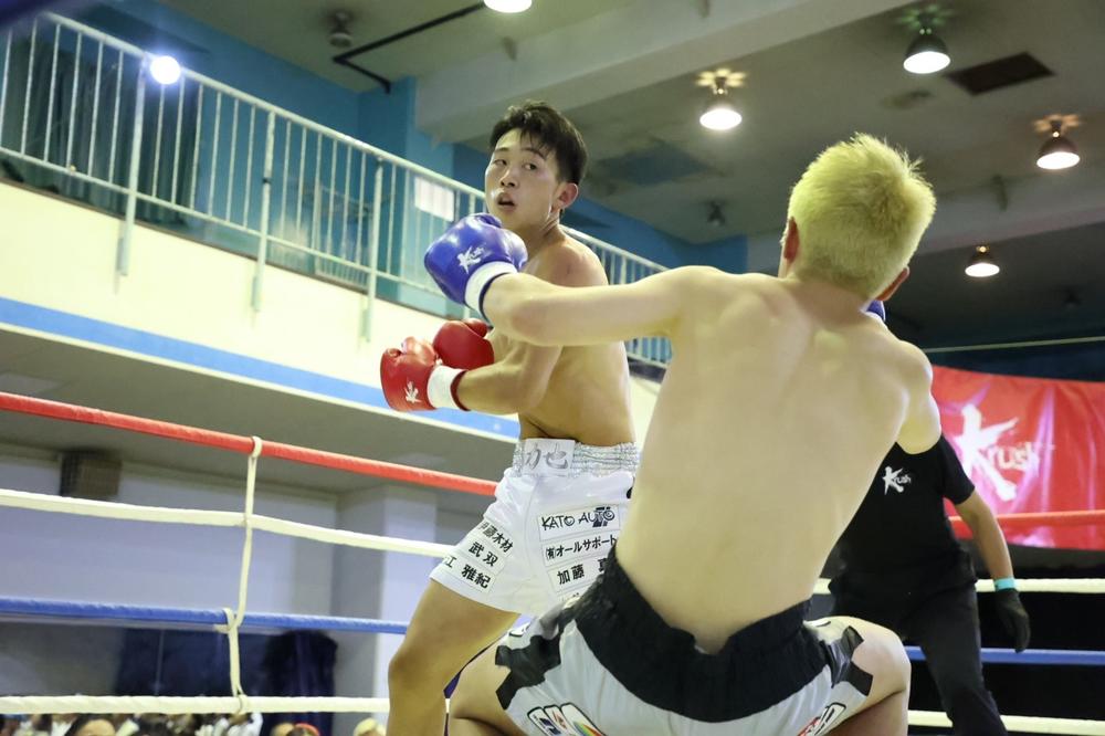 【Krush-EX】約2年ぶりの復帰戦で山浦力也が連敗脱出のKO勝ち「これから這い上がる」 - ゴング格闘技